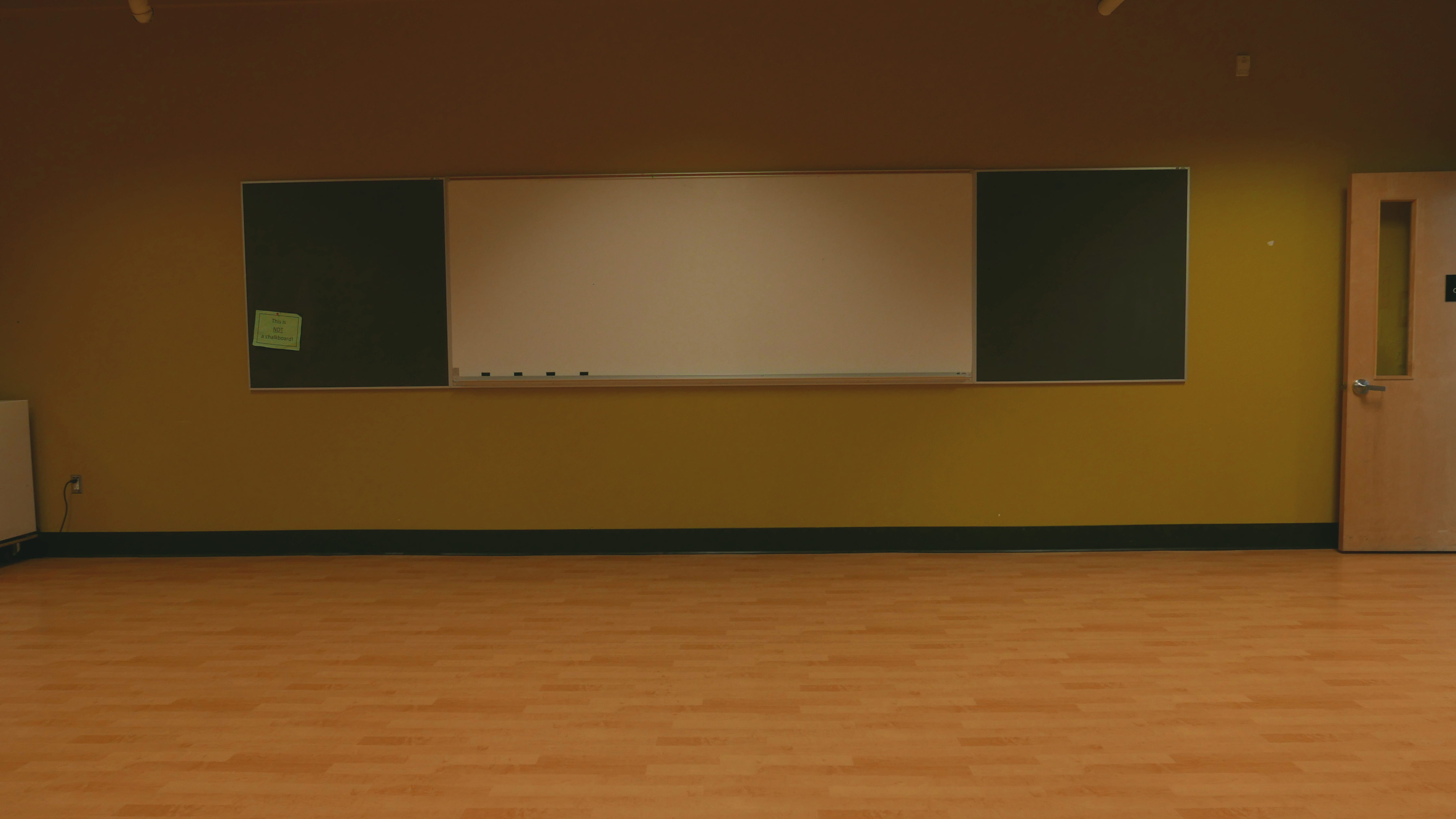 Bronx Park Community Centre: Rooms