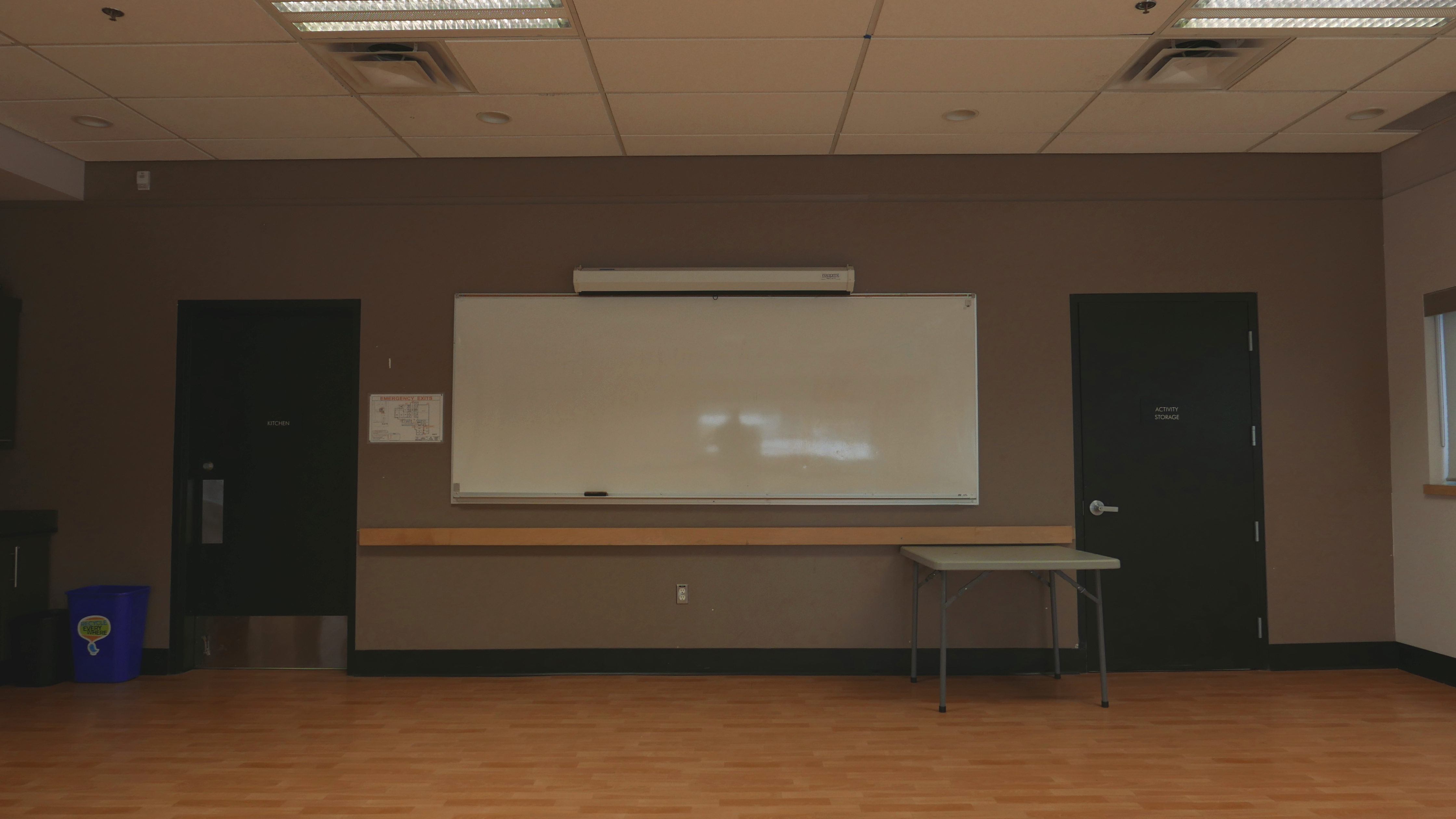 Bronx Park Community Centre: Rooms